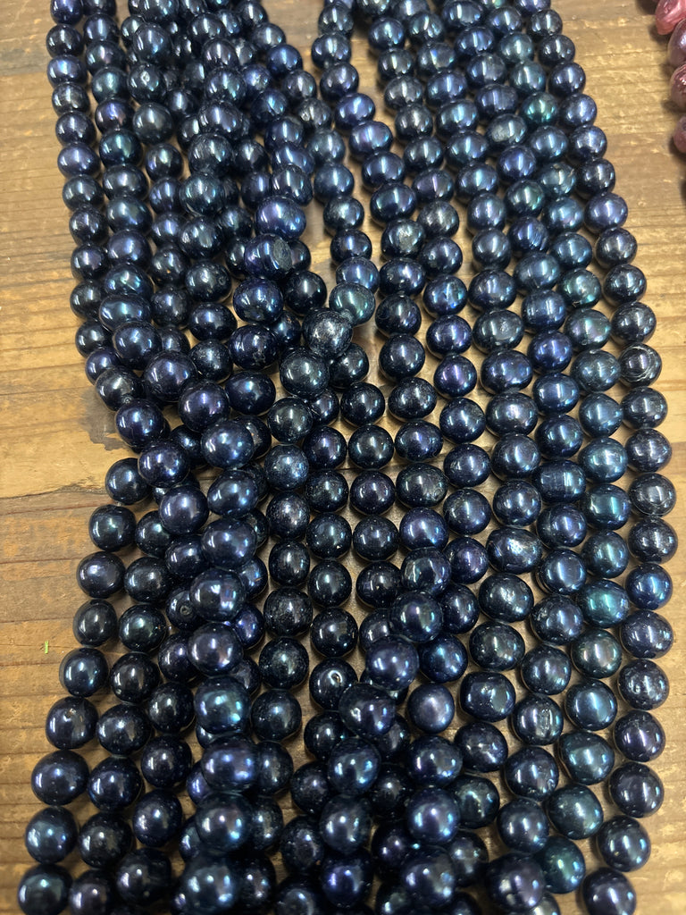 Small Fresh Water Black Pearl Strand- SFW267b – California Hula Center