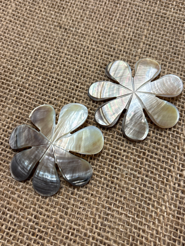 Mother of Pearl Rounded Petal Tiare Flower Shell Black Lip – California ...