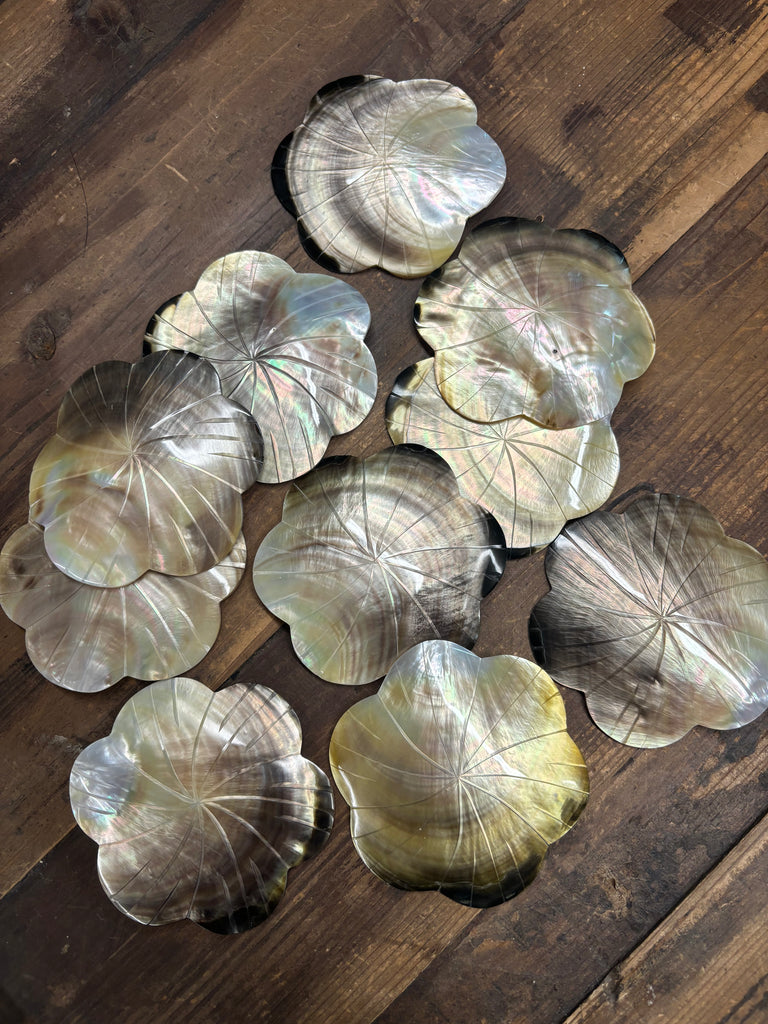 Black Lip Mother of Pearl Hibiscus Flower Shell – California Hula Center