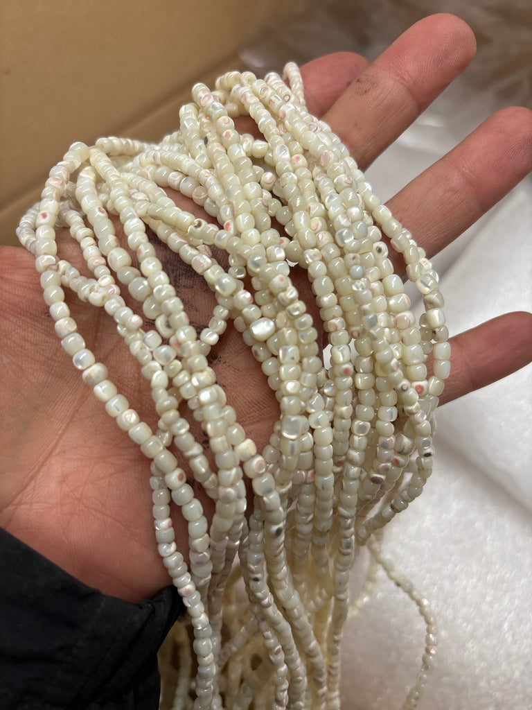 White Troca Shell Mini Cube Strand – California Hula Center