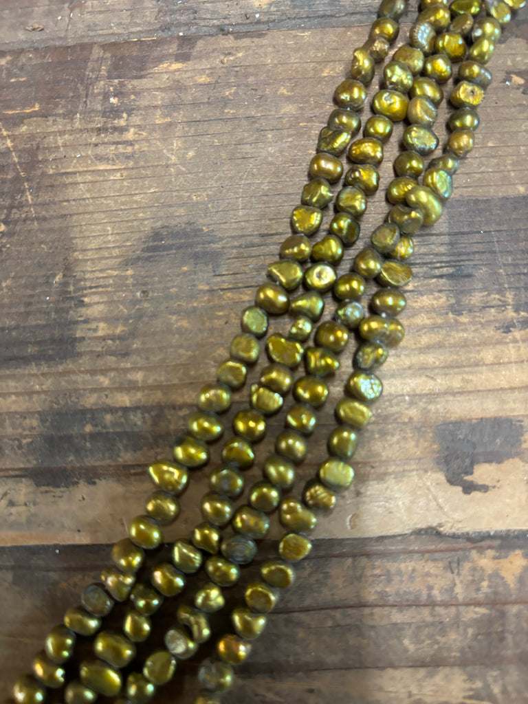 Extra Small Fresh Water Gold Pearl Strand – California Hula Center
